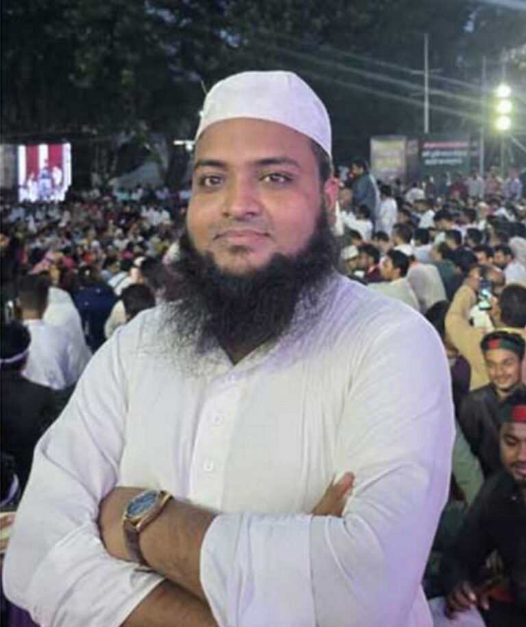 ৩ দিন ধরে নিখোঁজ সাবেক বৈষম্যবিরোধী নেতা মাওলানা মামুনুর রশীদ | ইনসাফ